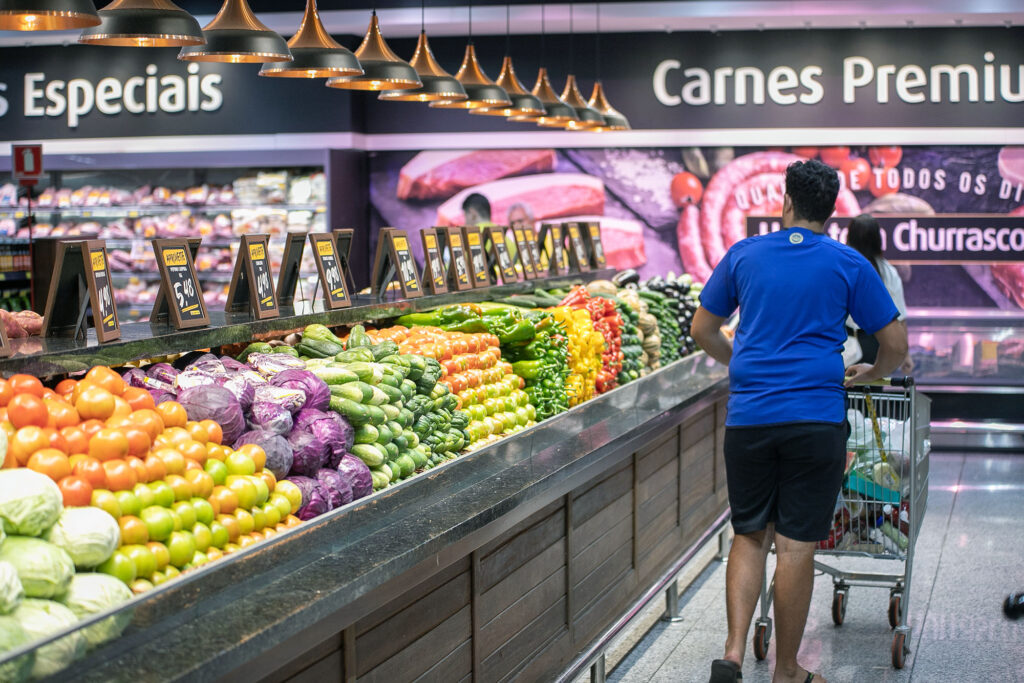 Definidos os 8 feriados que abrirão os supermercados em 2025 – CAMINHOS ...